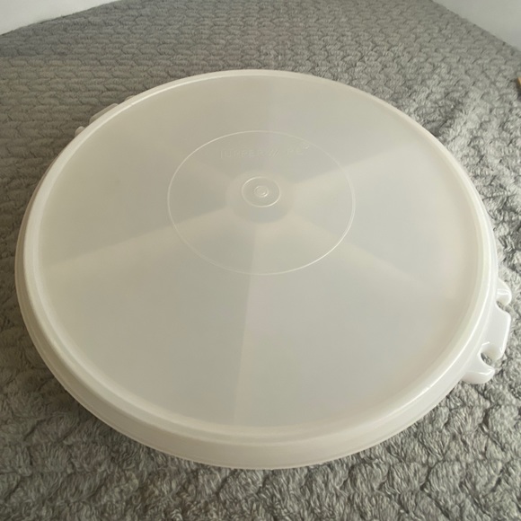Tupperware | Kitchen | Vintage Tupperware Party Susan Tray With Lid ...